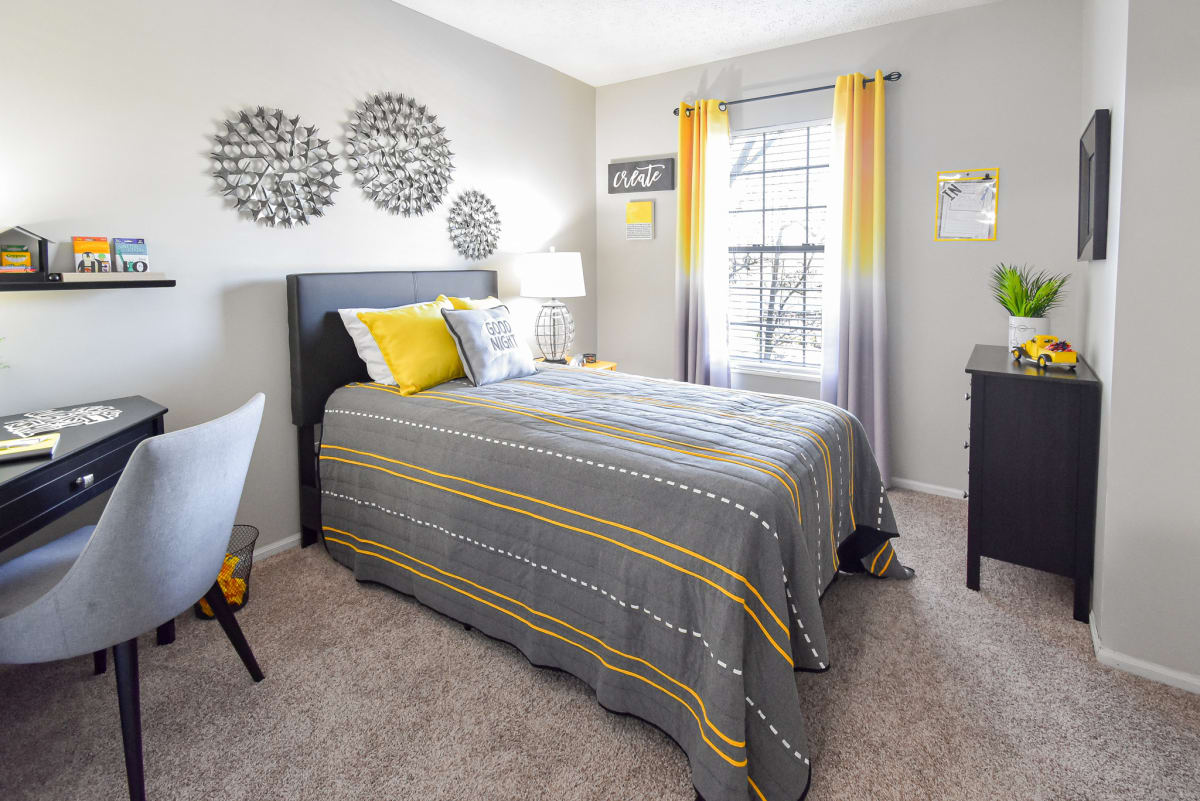 Property details for Millstream Village from Oakwood Management