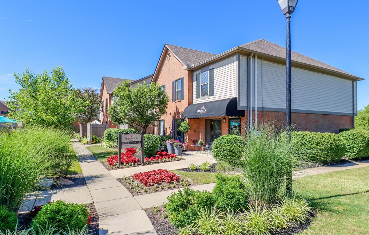 Property details for Rosebrook Village from Oakwood Management