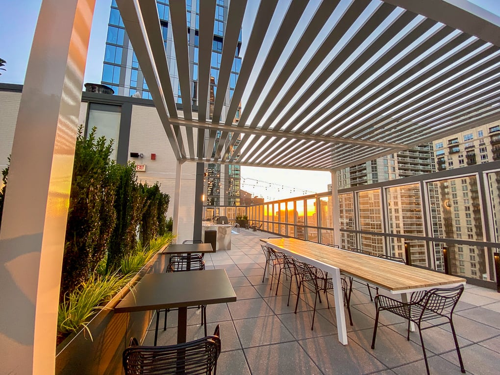 Downtown Chicago Apartments for Rent | 21 E Chestnut