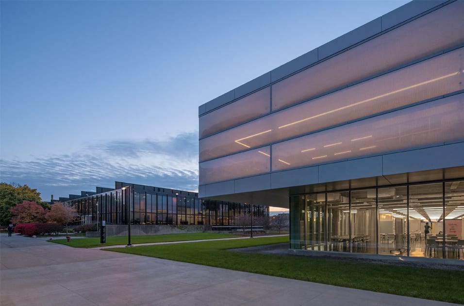 South Commons Apartments for Rent | Eden Commons