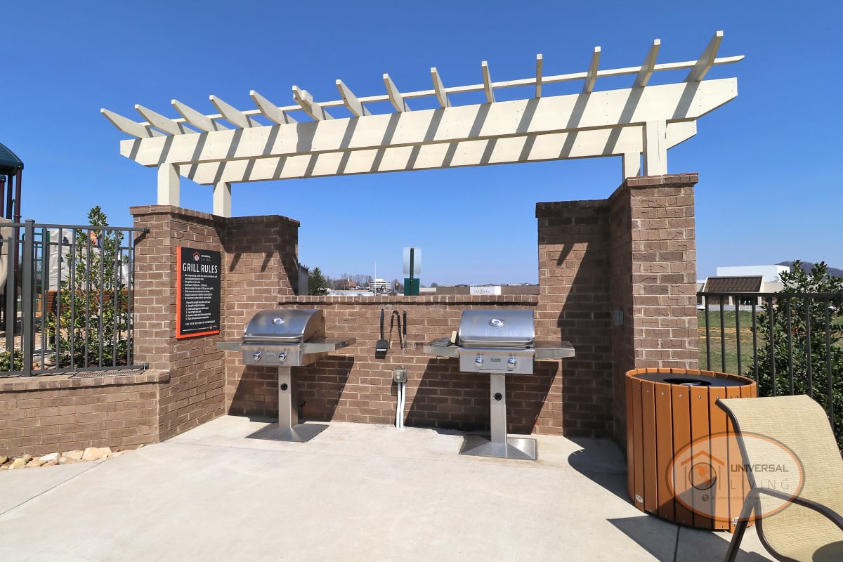 Universal at Mockingbird Lane | Apartments in Johnson City, TN | RENTCafe