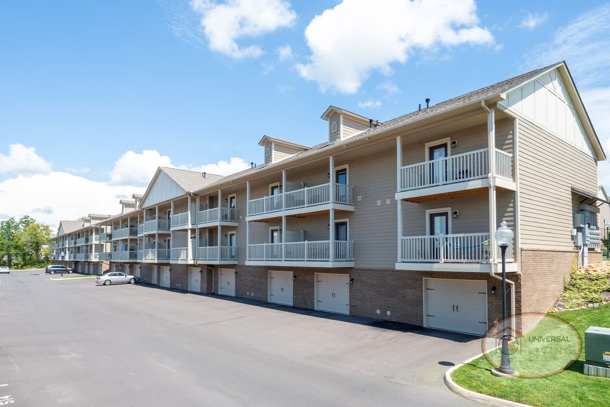 Universal at Mockingbird Lane | Apartments in Johnson City, TN | RENTCafe
