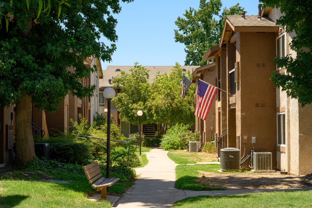 Senior Apartments for Rent in Hemet | Oak Terrace Apts