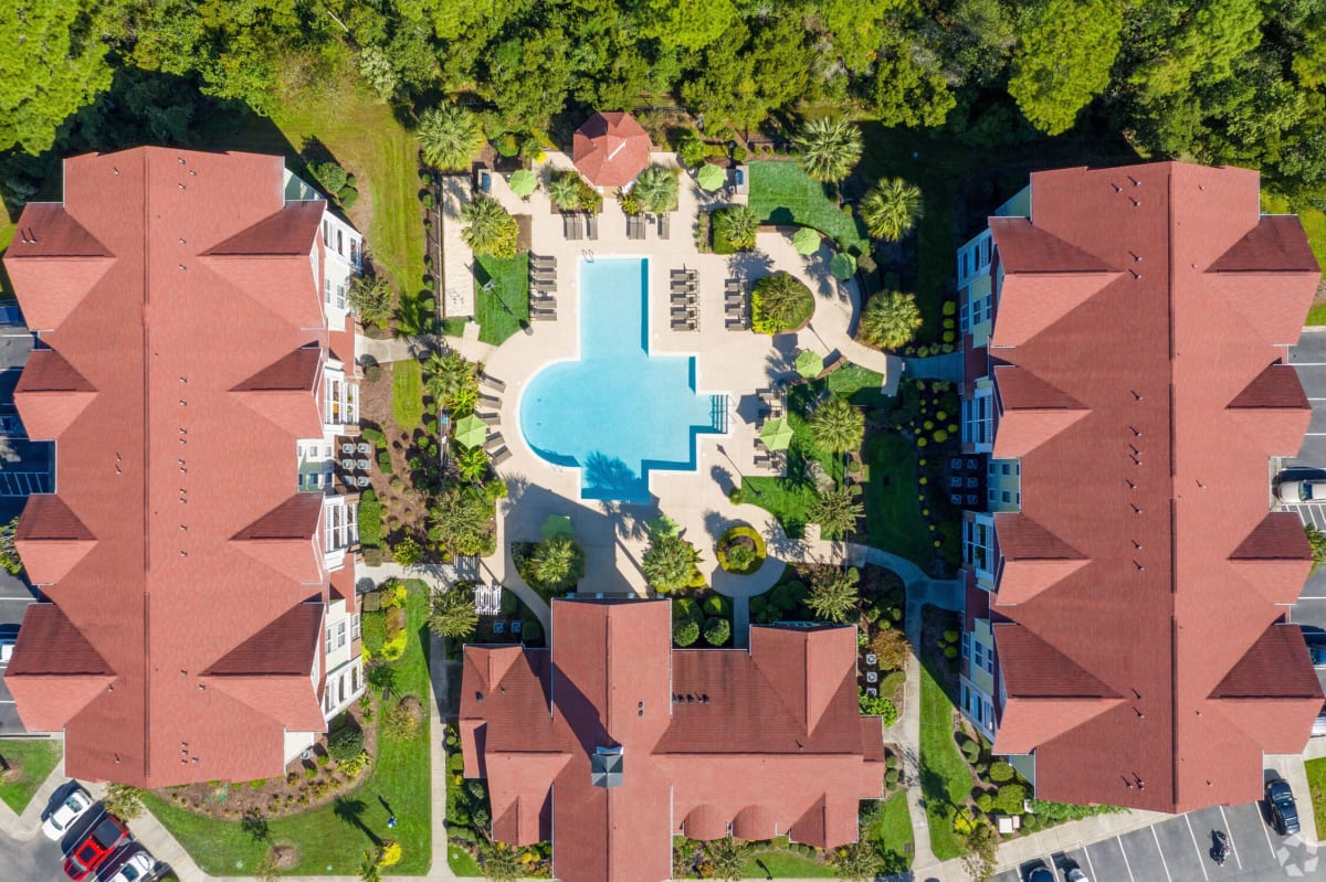 Apartments for Rent in Myrtle Beach | Breakers Point