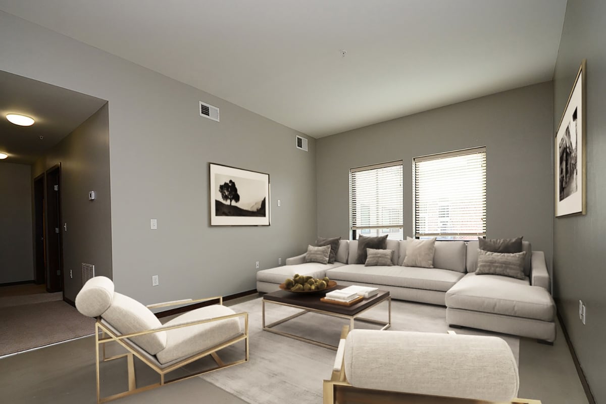 Photos and Video of 1501 Jackson in Omaha, NE