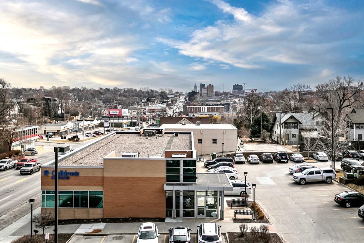 Photos and Video of Dundee Flats in Omaha, NE