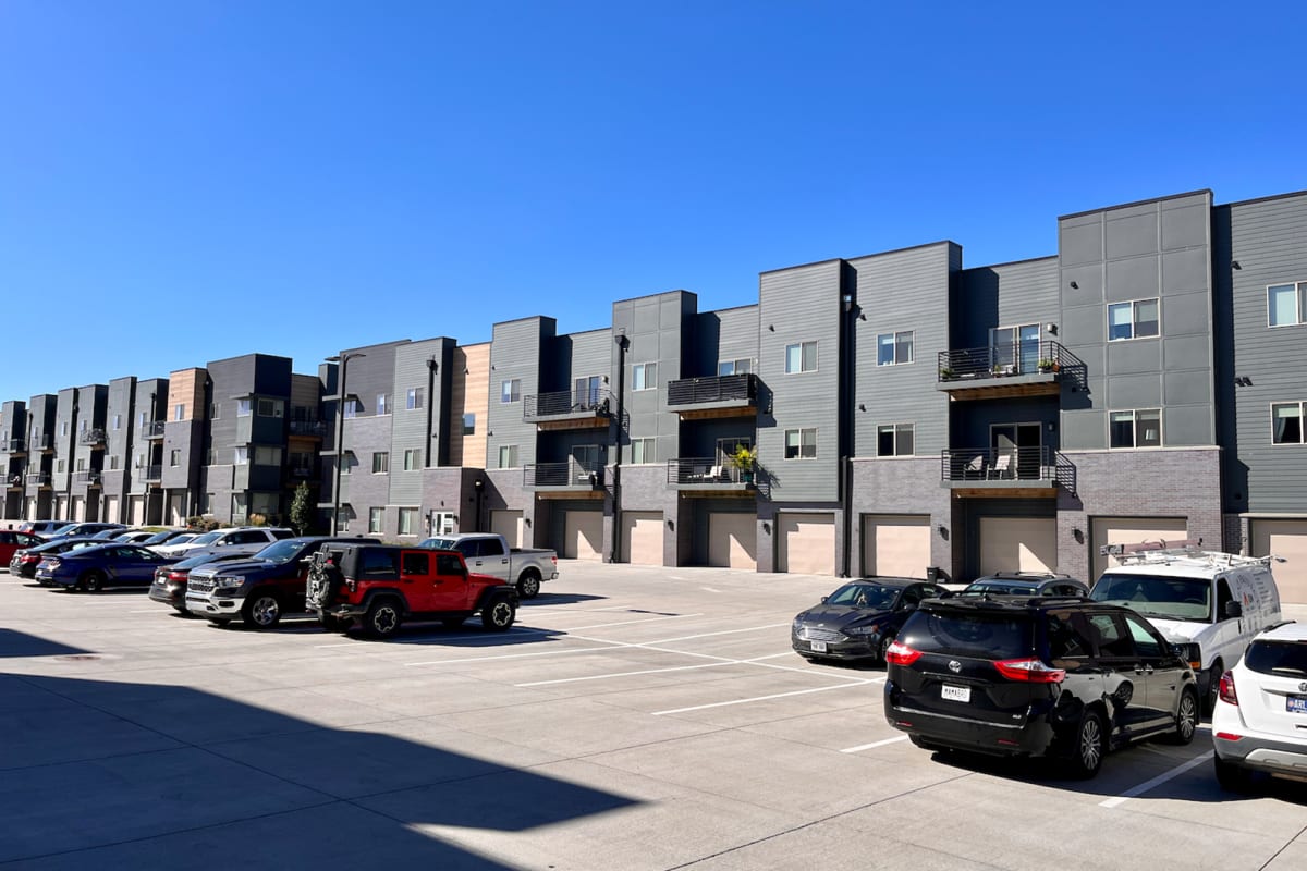 Photos and Video of Edge 204 in Elkhorn, NE