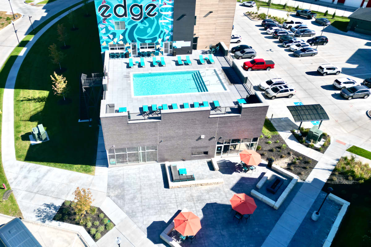 Photos and Video of Edge 204 in Elkhorn, NE