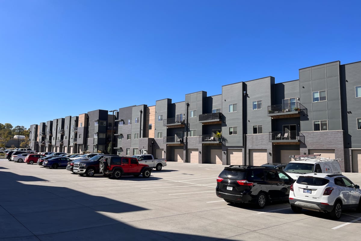 Photos and Video of Edge 204 in Elkhorn, NE