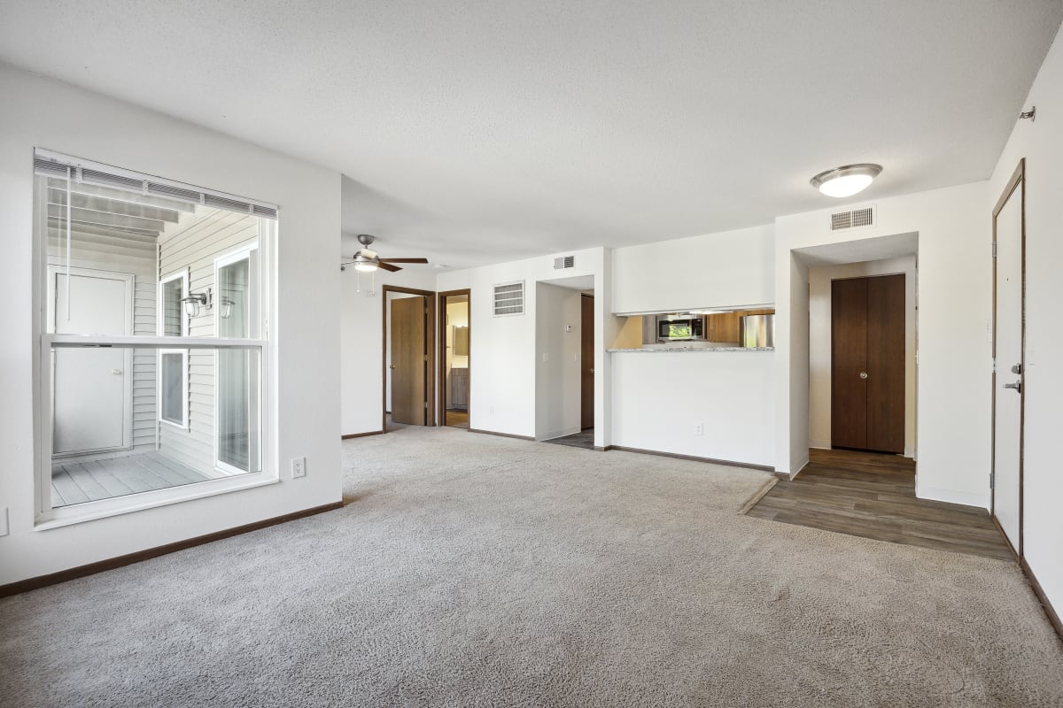 Apartments for Rent in Eden Prairie, MN | Eden Commons
