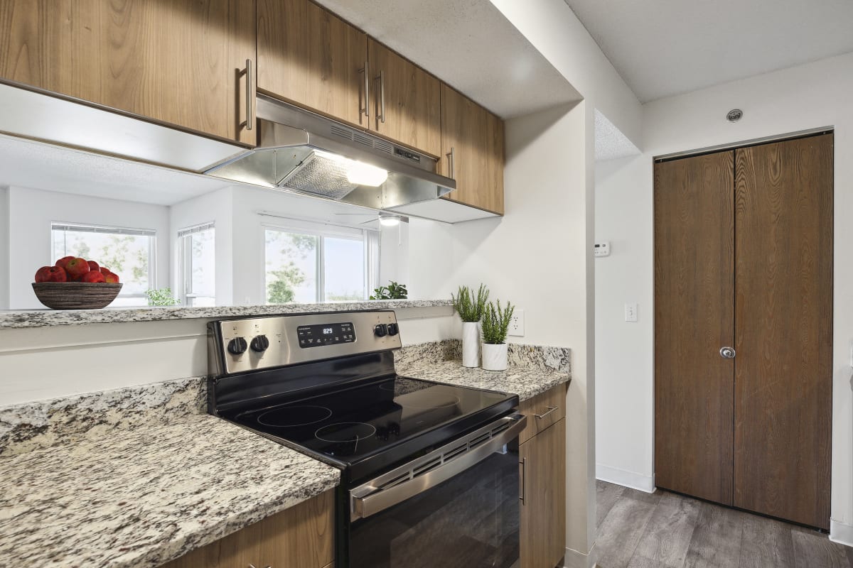 Apartments for Rent in Eden Prairie, MN | Eden Commons