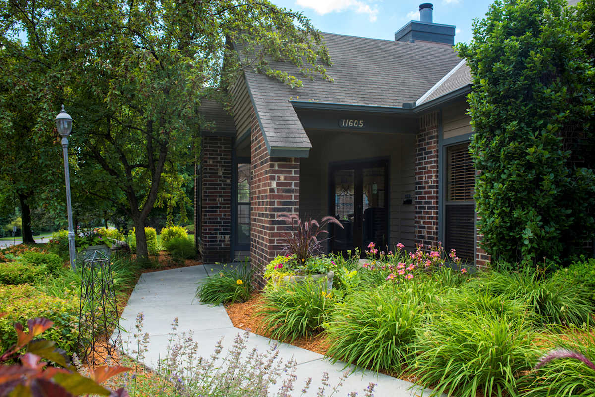 Apartments for Rent in Eden Prairie, MN | Eden Commons