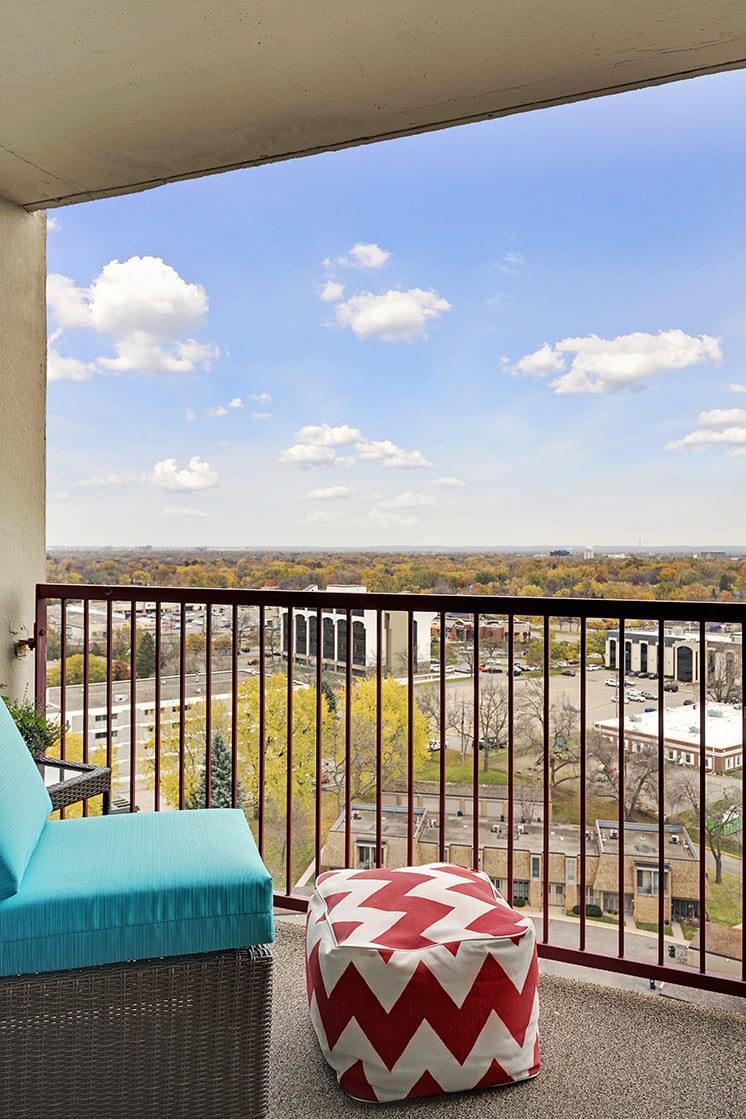 Photos and Video of The Edina Towers in Edina, MN