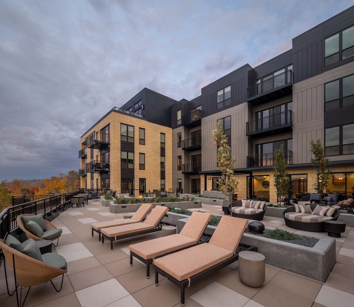 Apartments For Rent in Lilydale, MN | Lilia