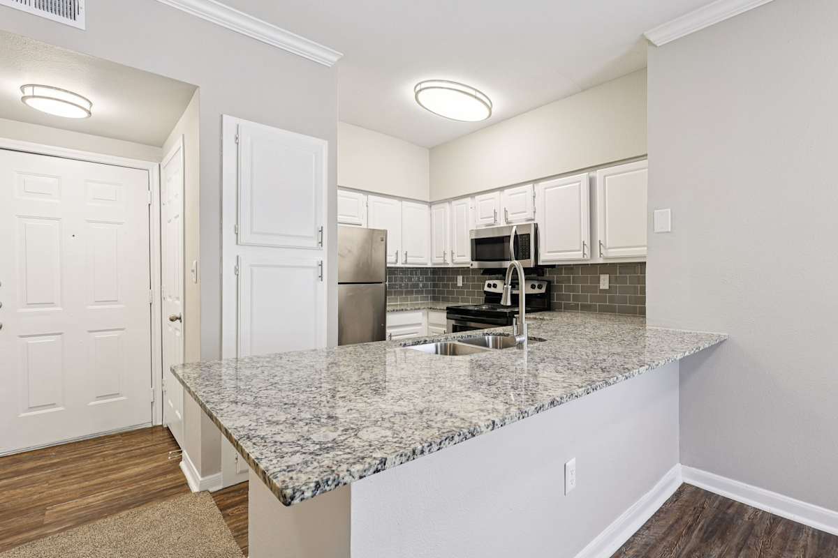West Houston Apartments for Rent | Villages of Briar Forest