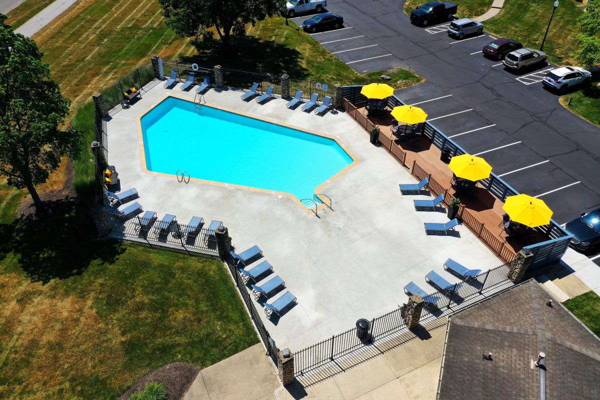 Photos and Video of Deercross Apartments in Indianapolis, IN