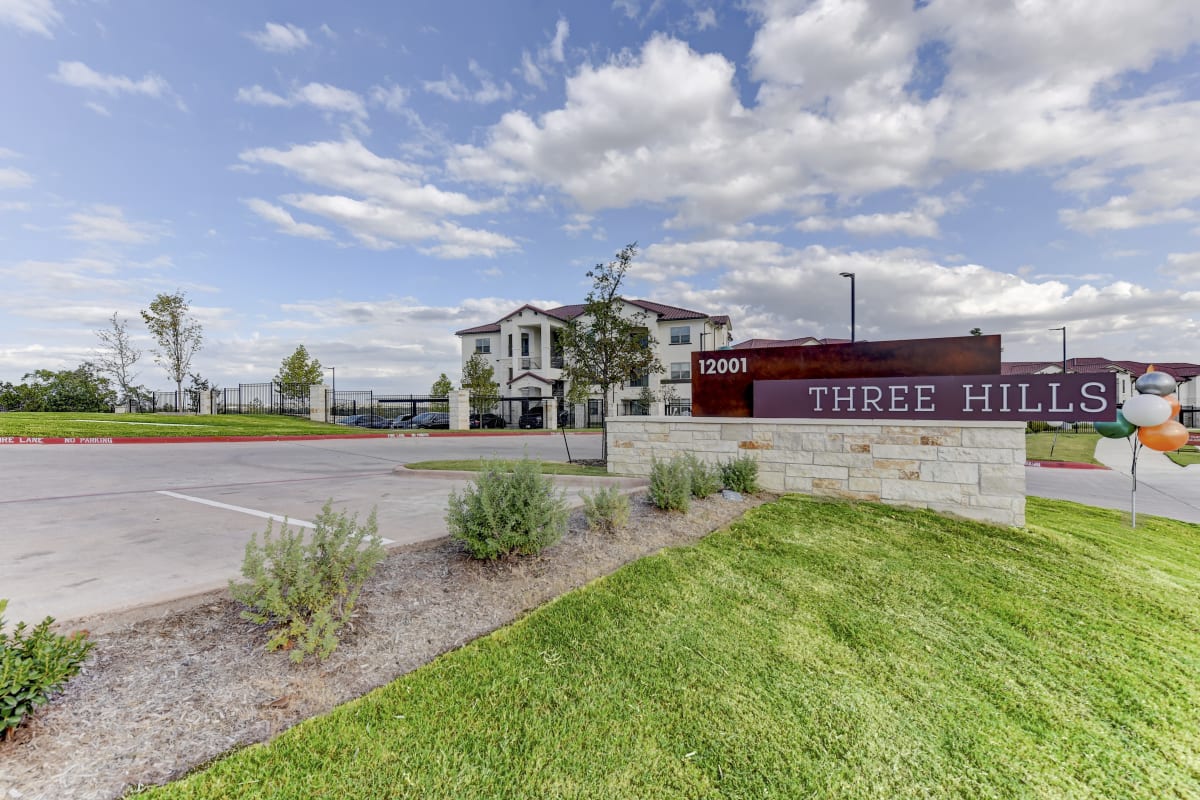 Apartments for Rent in South Austin, TX | Bridge Three Hills