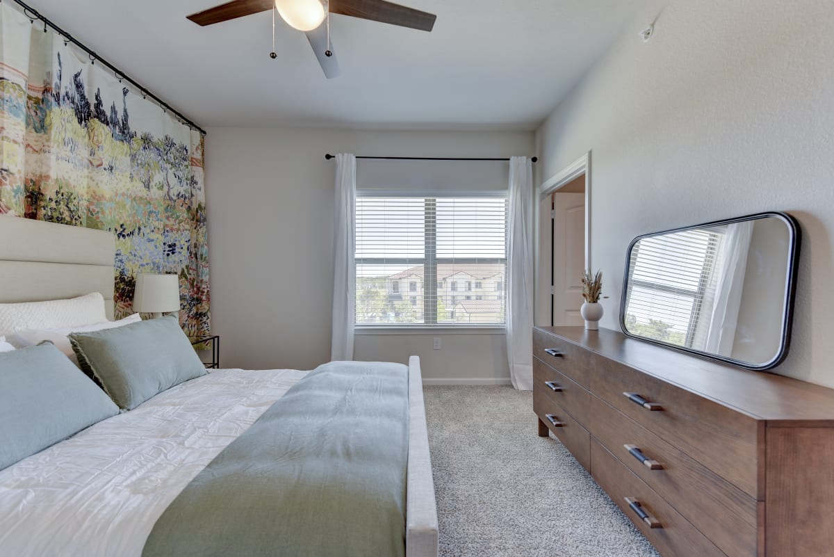 Onion Creek Apartments | Bridge at Three Hills