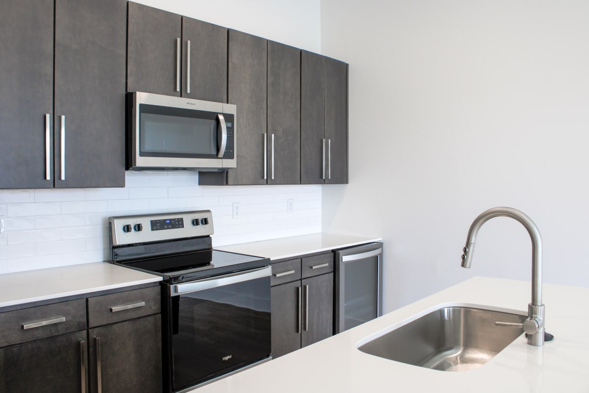 Apartments for Rent in Carmel, IN | Avant & Avant II