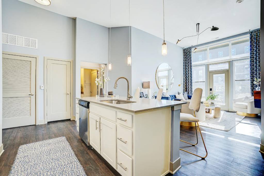 Apartments for Rent in Carmel, IN | Avant & Avant II