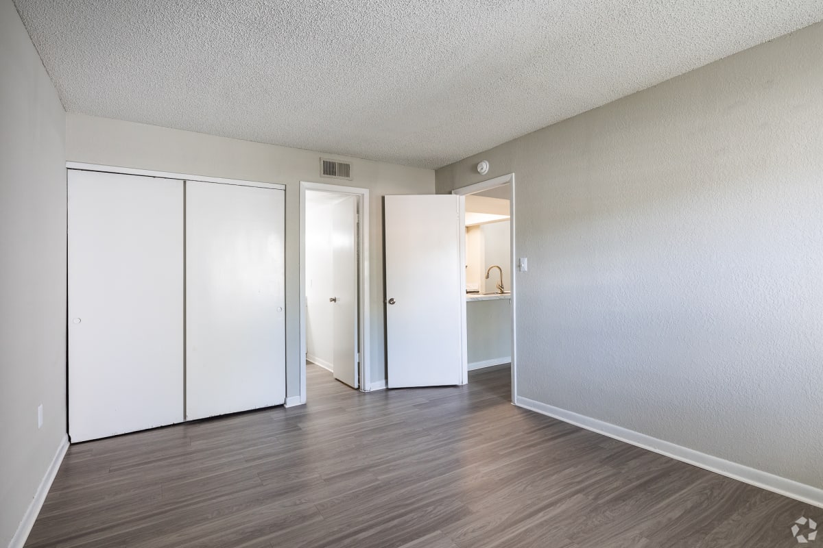 Photos and Video of Hanley Place in Tampa, FL