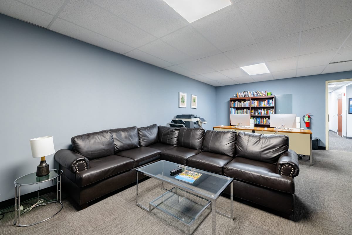 Photos and Video of Lincoln Tower Apartments in Springfield, IL