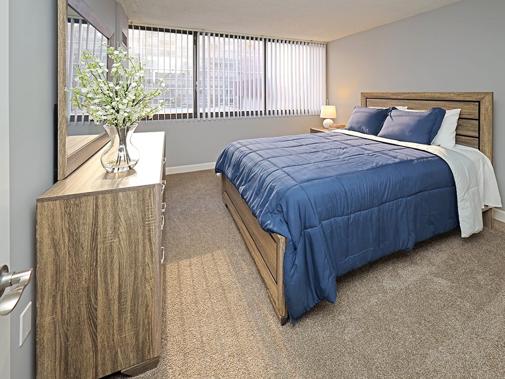Apartments in the Playhouse Square Theater District | Reserve Square