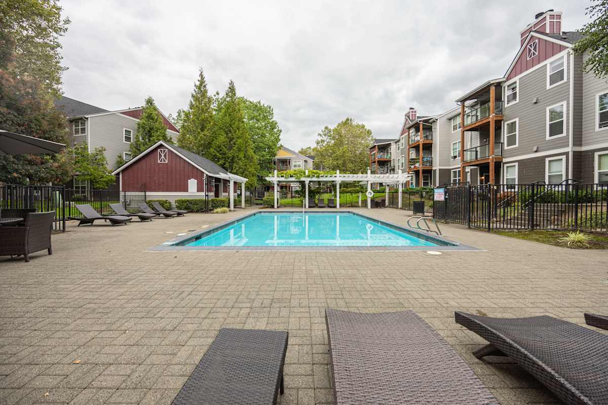 Apartments for Rent in Hillsboro | Commons at Verandas