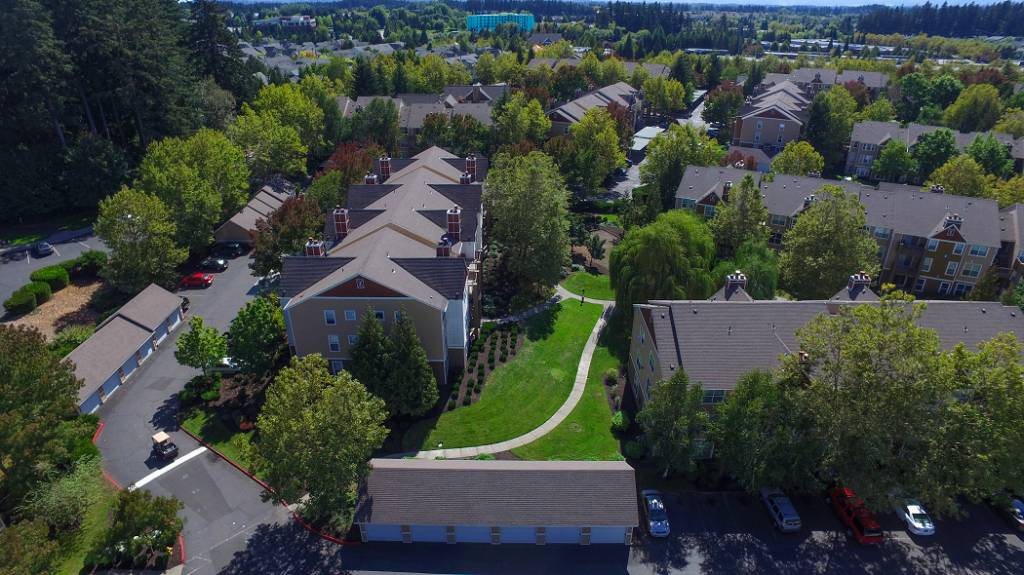 Apartments for Rent in Hillsboro | Commons at Verandas