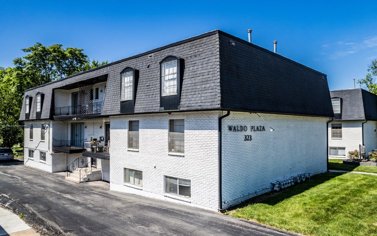 Photos and Video of Waldo Plaza in Kansas City, MO