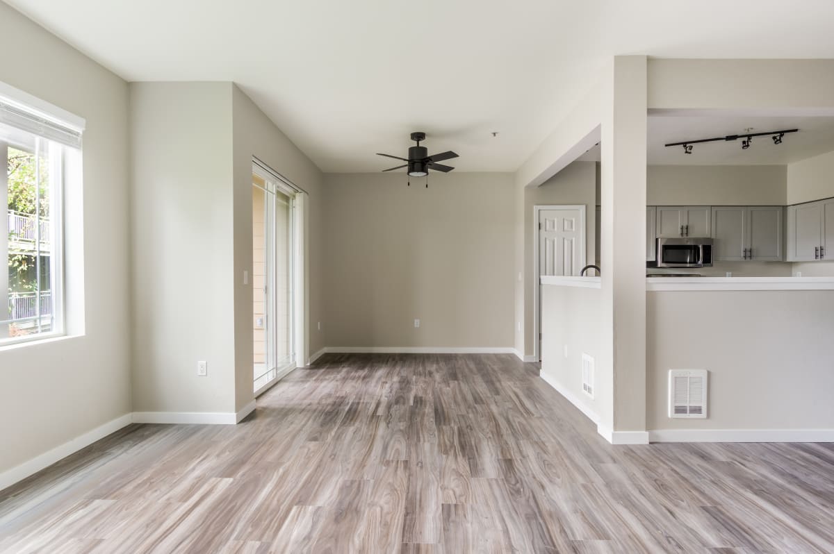 Photos and Video of Evans Creek at Woodbridge in Redmond, WA