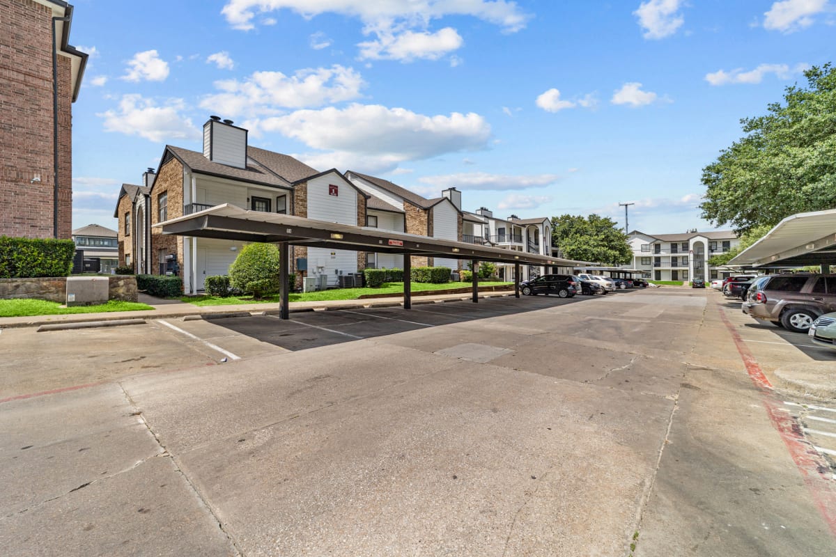 Photos and Video of Harper Apartments in Dallas, TX
