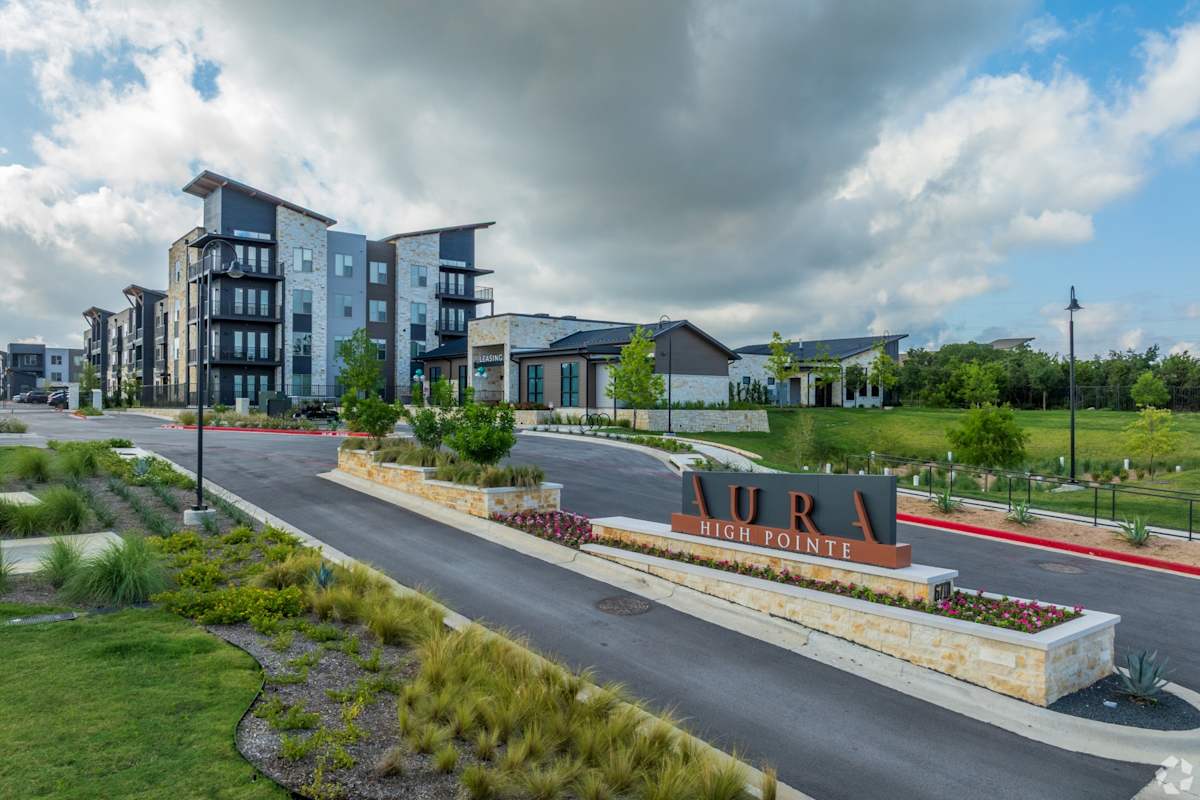 Photos and Video of Aura High Pointe in Austin, TX