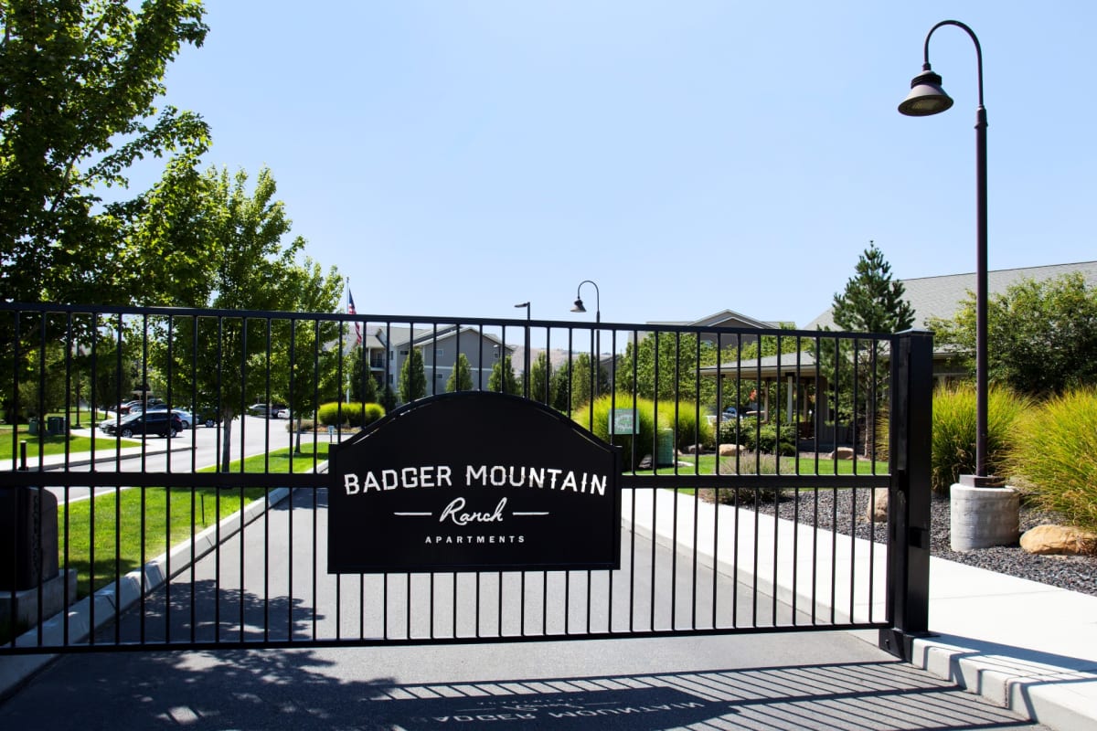 Photos and Video of Badger Mountain Ranch in Richland, WA