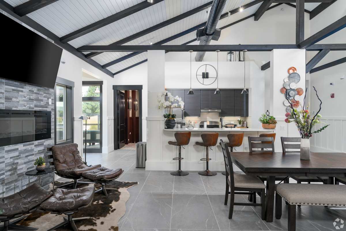 Photos and Video of Badger Mountain Ranch in Richland, WA