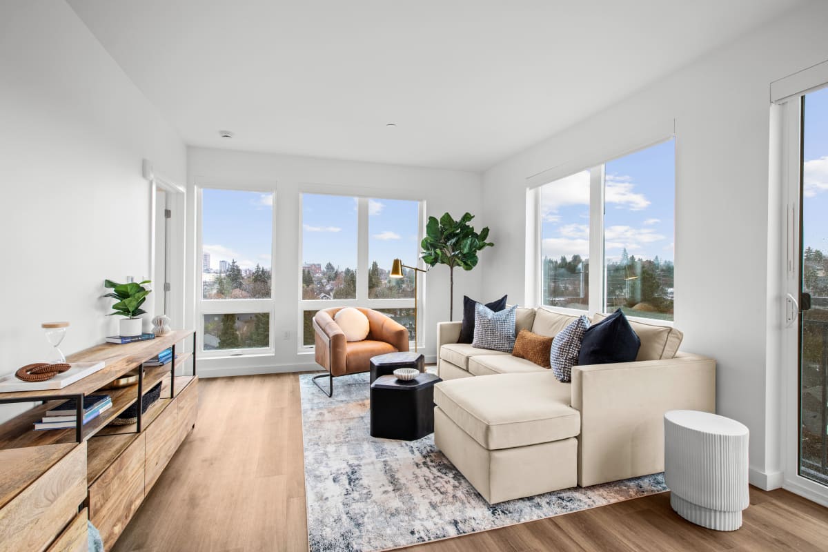 Apartments For Rent in Roosevelt, Seattle | Corner 63