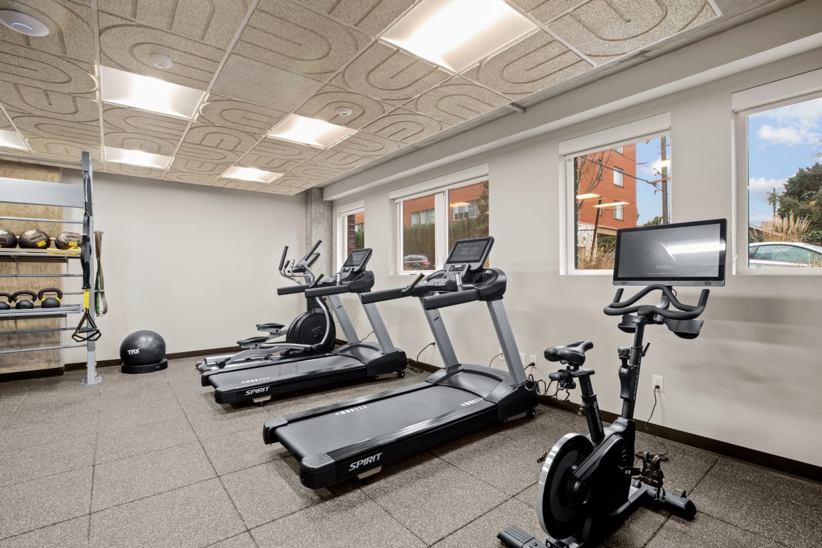Apartments For Rent in Roosevelt, Seattle | Corner 63