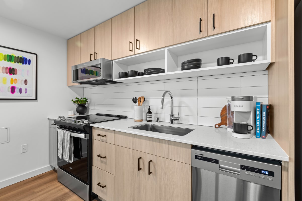 Apartments For Rent in Roosevelt, Seattle | Corner 63