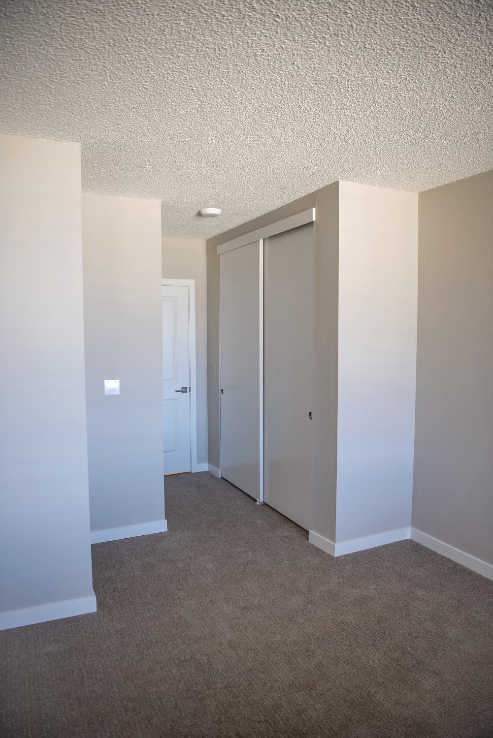 Photos and Video of Evergreen Ridge Apartments in Richland, WA