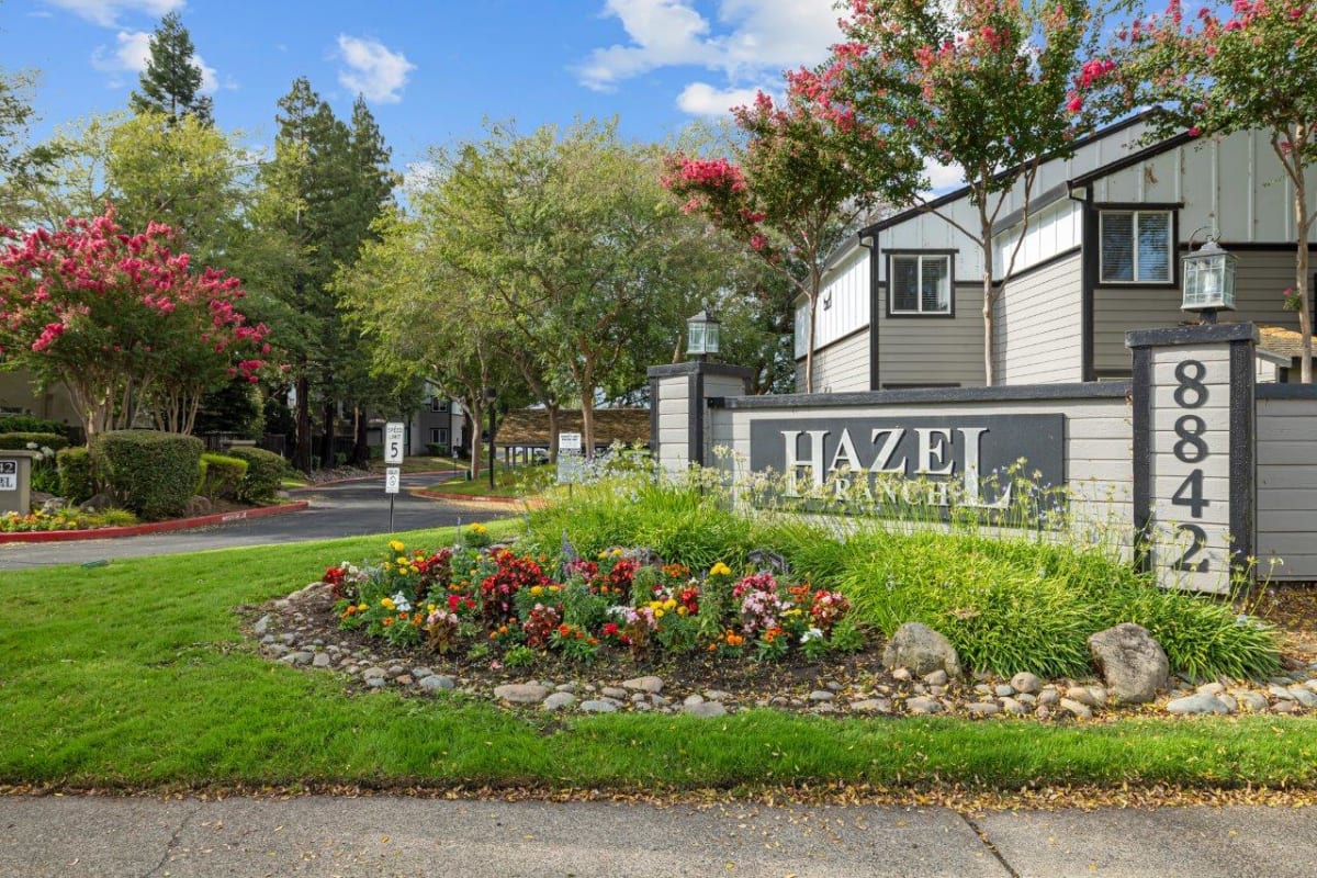 Photos of Units and Community Amenities in Fair Oaks, CA. | Hazel Ranch