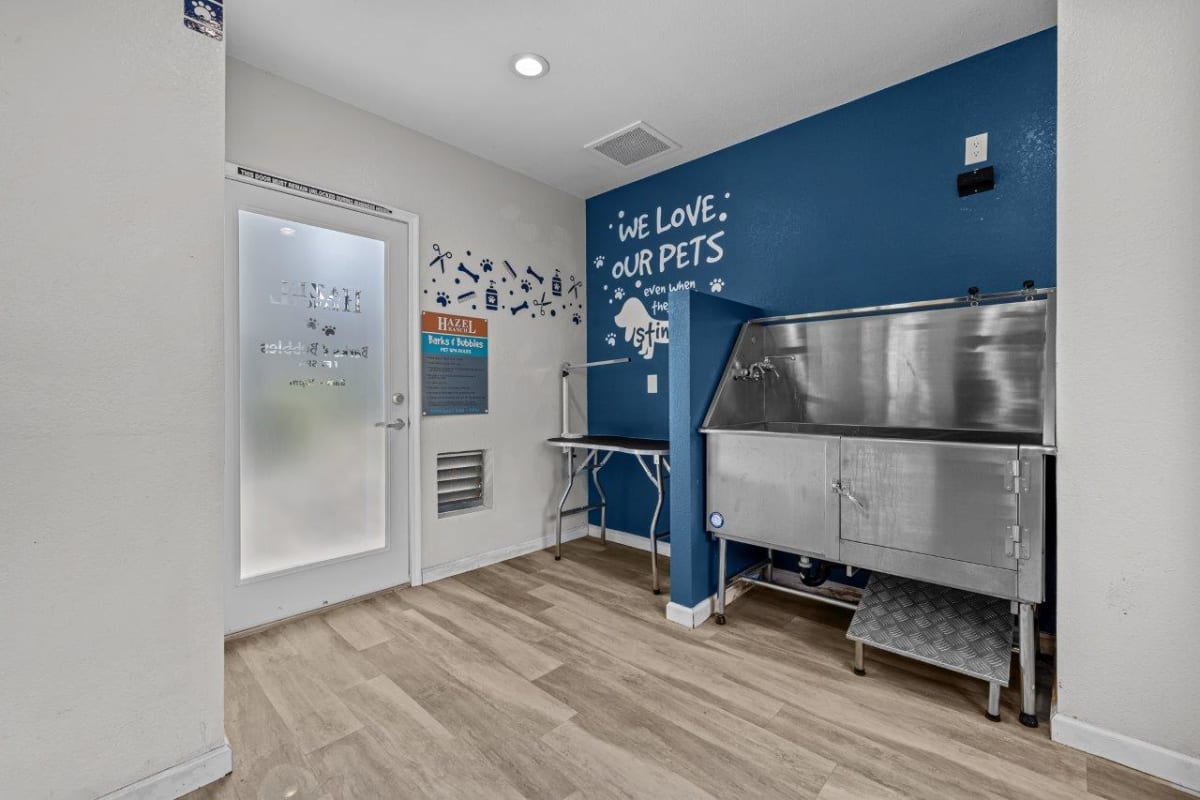 Photos of Units and Community Amenities in Fair Oaks, CA. | Hazel Ranch