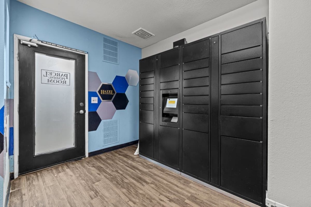 Photos of Units and Community Amenities in Fair Oaks, CA. | Hazel Ranch