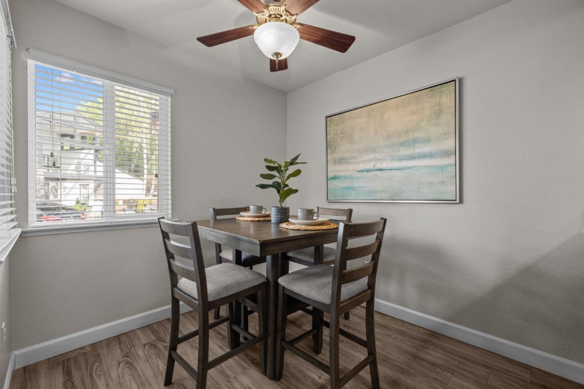 Photos of Units and Community Amenities in Fair Oaks, CA. | Hazel Ranch