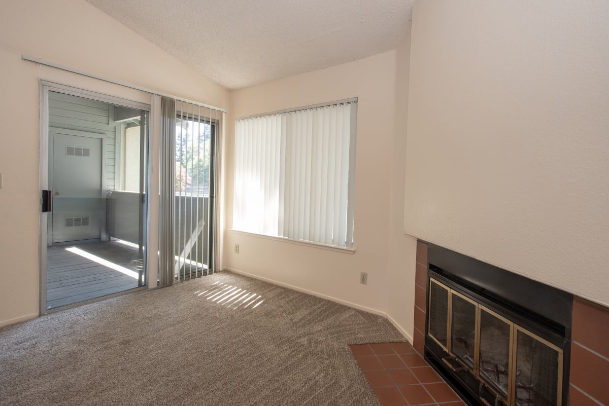Apartments for Rent in Natomas | Delta Pointe Apartments