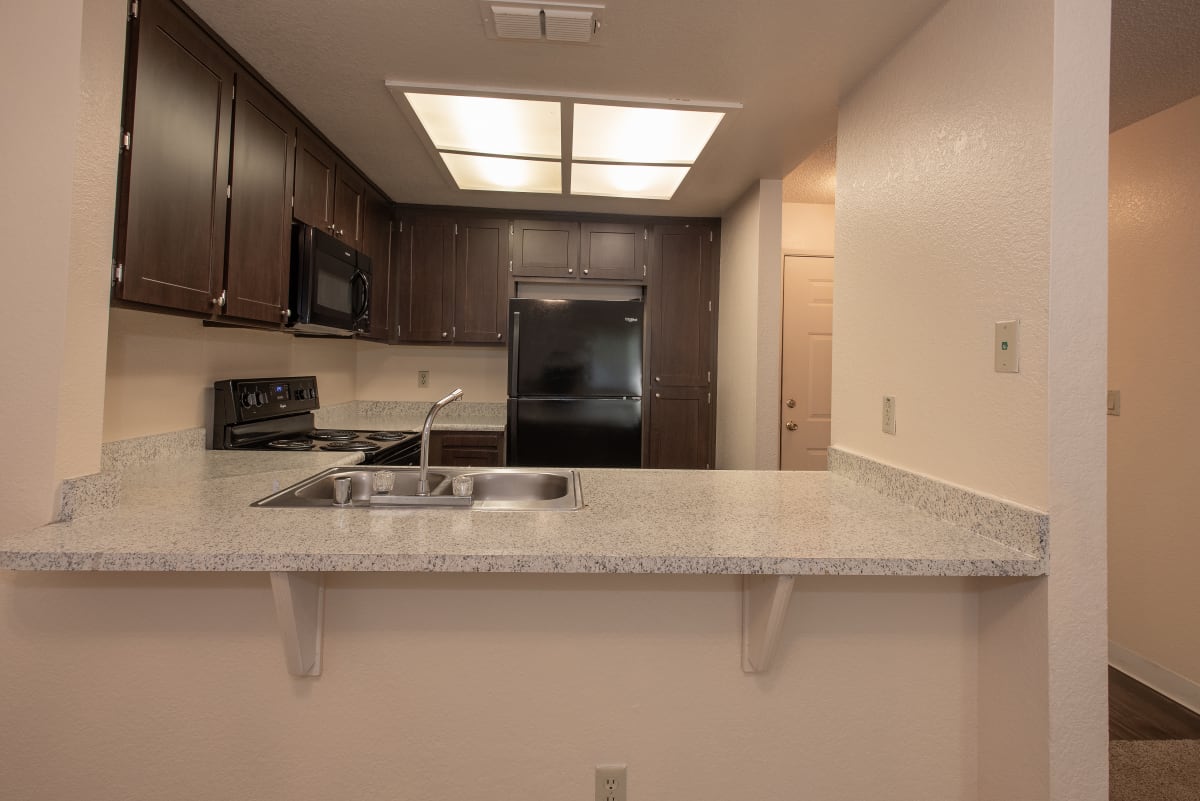 Apartments for Rent in Natomas | Delta Pointe Apartments