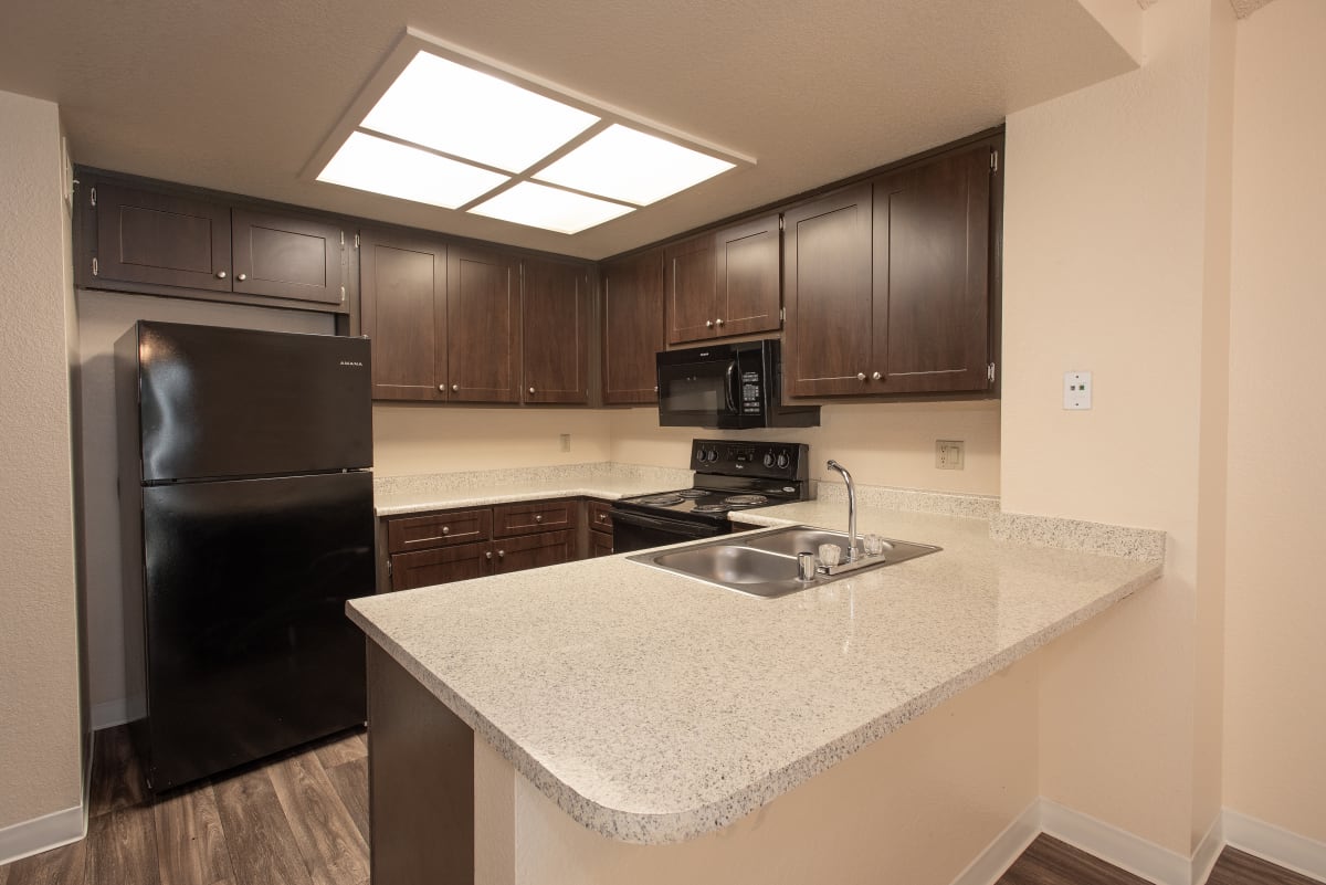 Apartments for Rent in Natomas | Delta Pointe Apartments