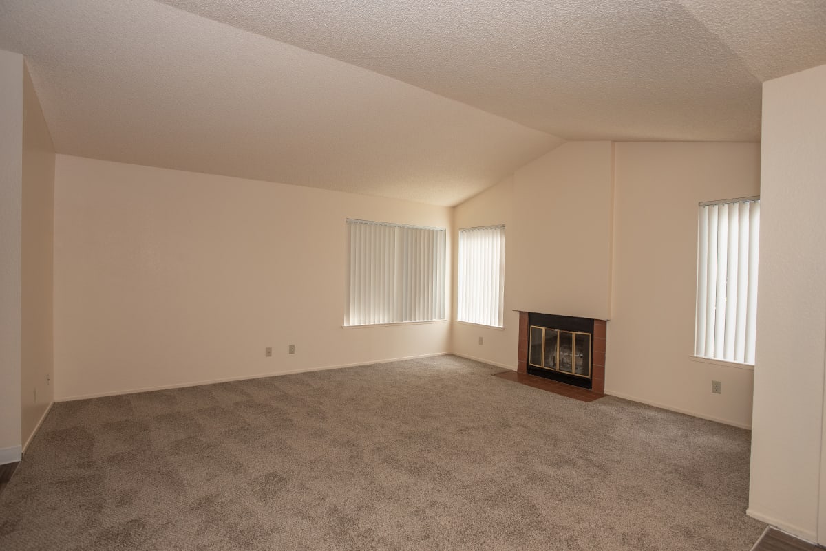 Apartments for Rent in Natomas | Delta Pointe Apartments