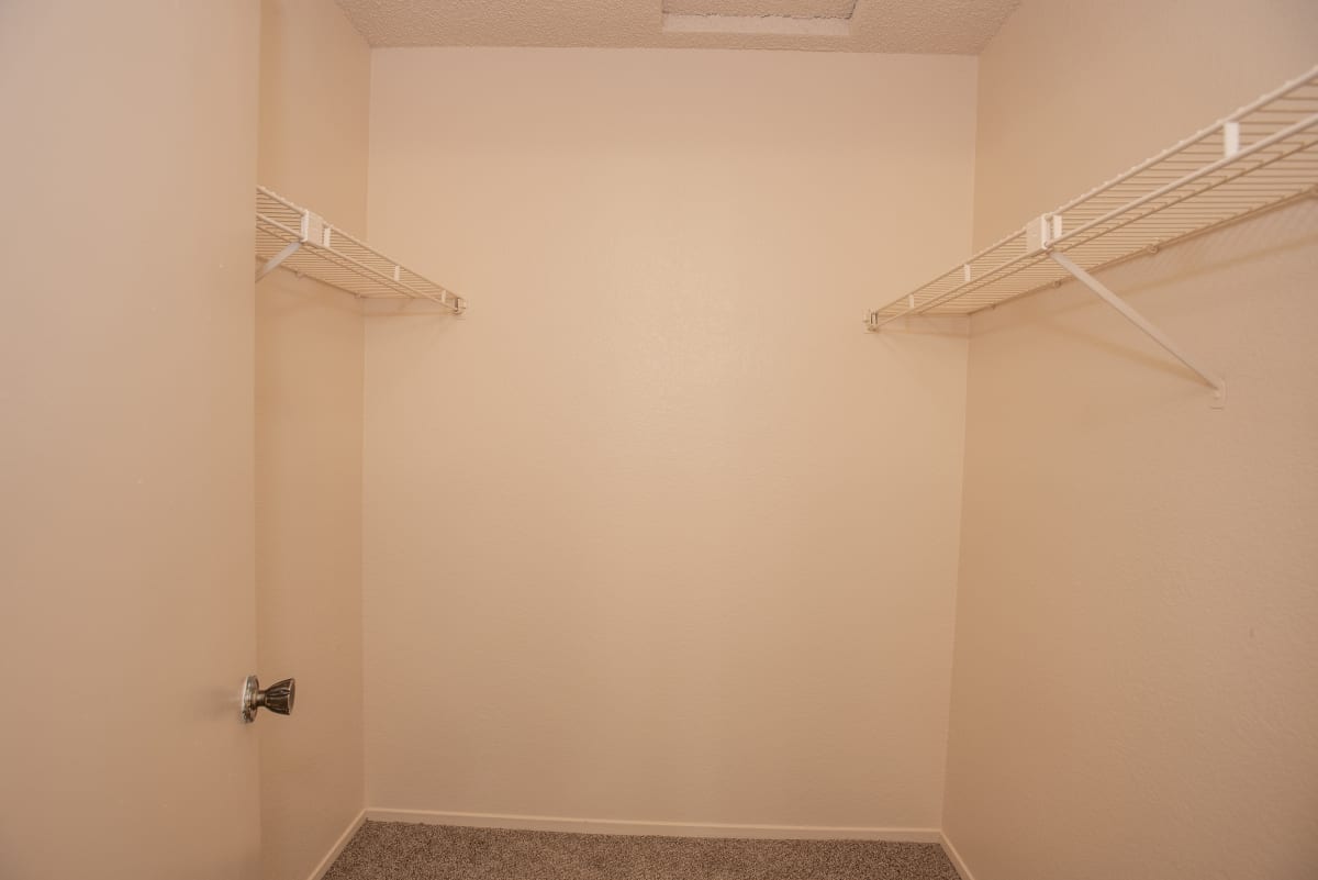 Apartments for Rent in Natomas | Delta Pointe Apartments