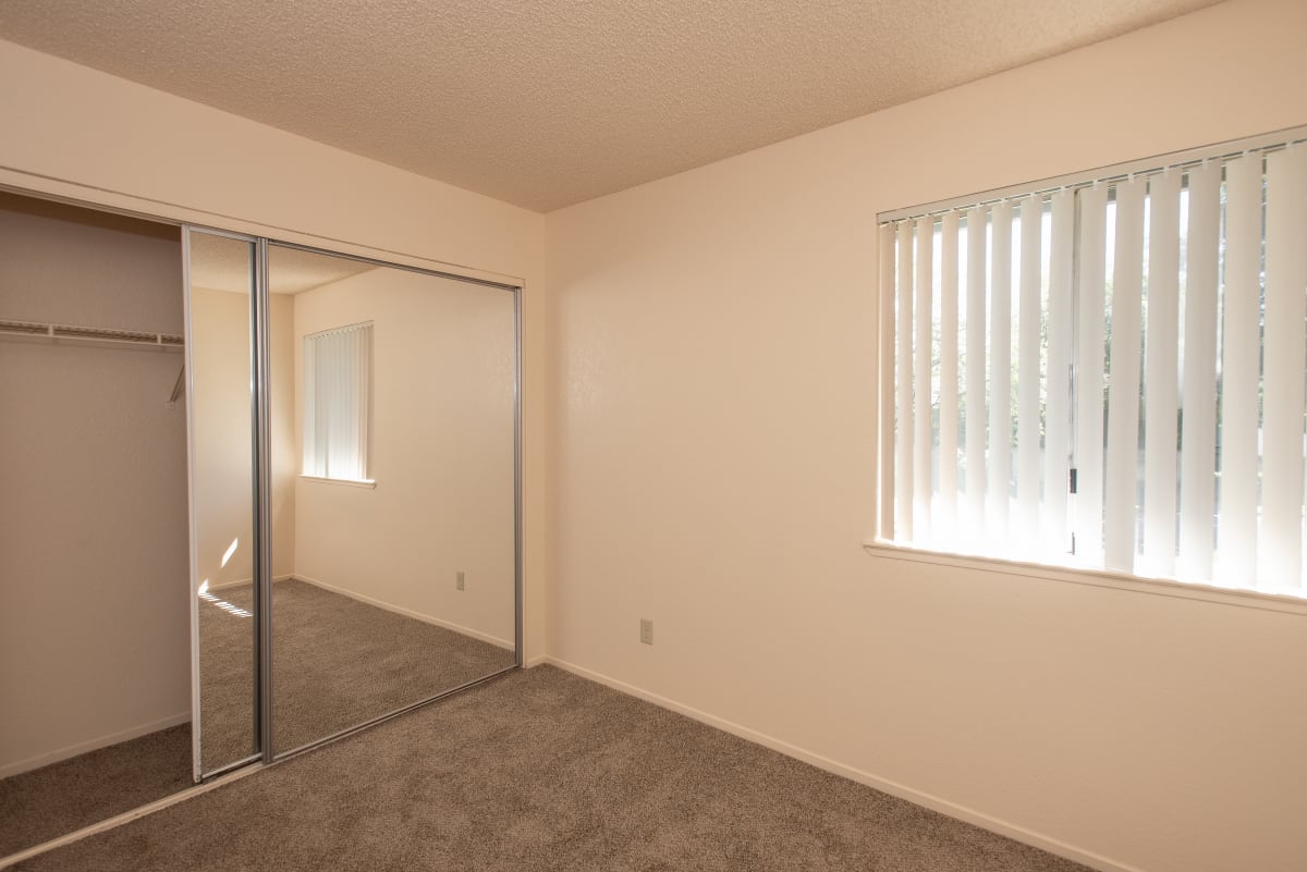 Apartments for Rent in Natomas | Delta Pointe Apartments