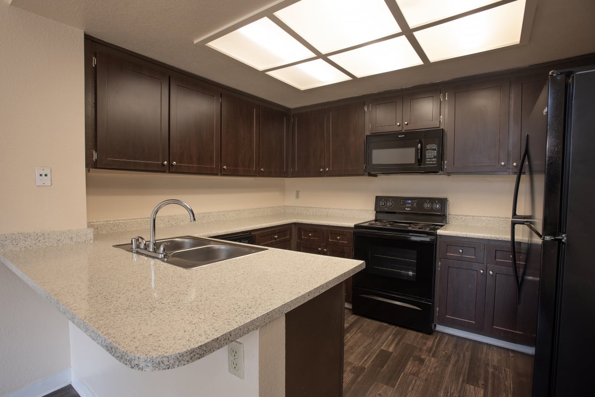 Apartments for Rent in Natomas | Delta Pointe Apartments
